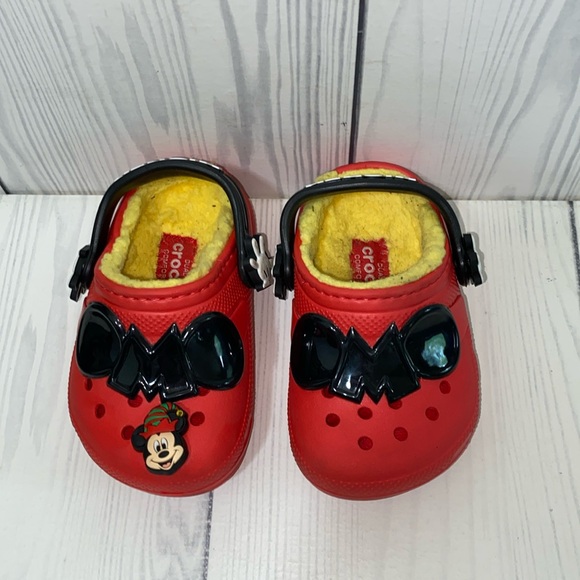 CROCS | Shoes | Crocs Classic Lined Disney Mickey Mouse Clogs | Poshmark